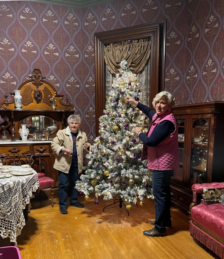 Garden Club decorates Historical Society for Victorian Christmas | News ...